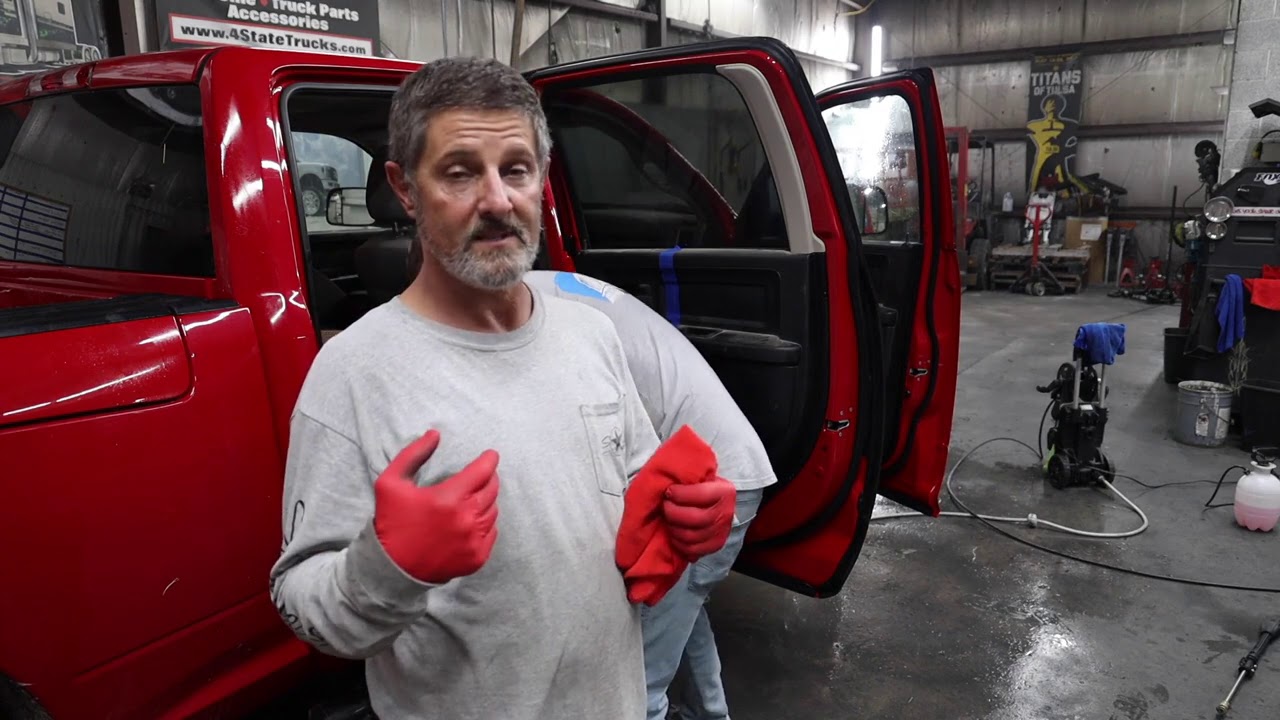 How to properly clean door jams - Evan's Detailing and Polishing - YouTube