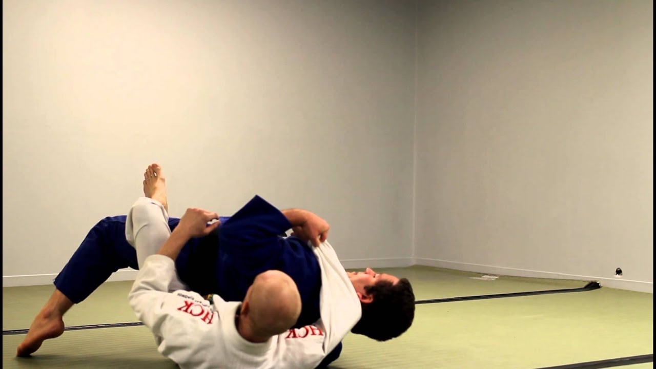 Turtle Guard Sweep For BJJ/MMA - The Murphy Roll Revistied - YouTube