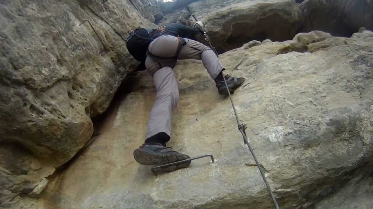 Via ferrata Centelles "Les Baumes Corcades" Por tramo "muy difícil ...