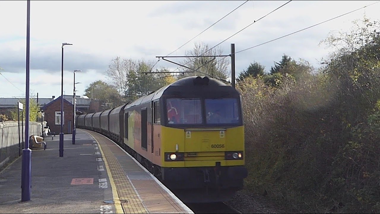 Thirsk Railway Station (04/11/2022) - YouTube