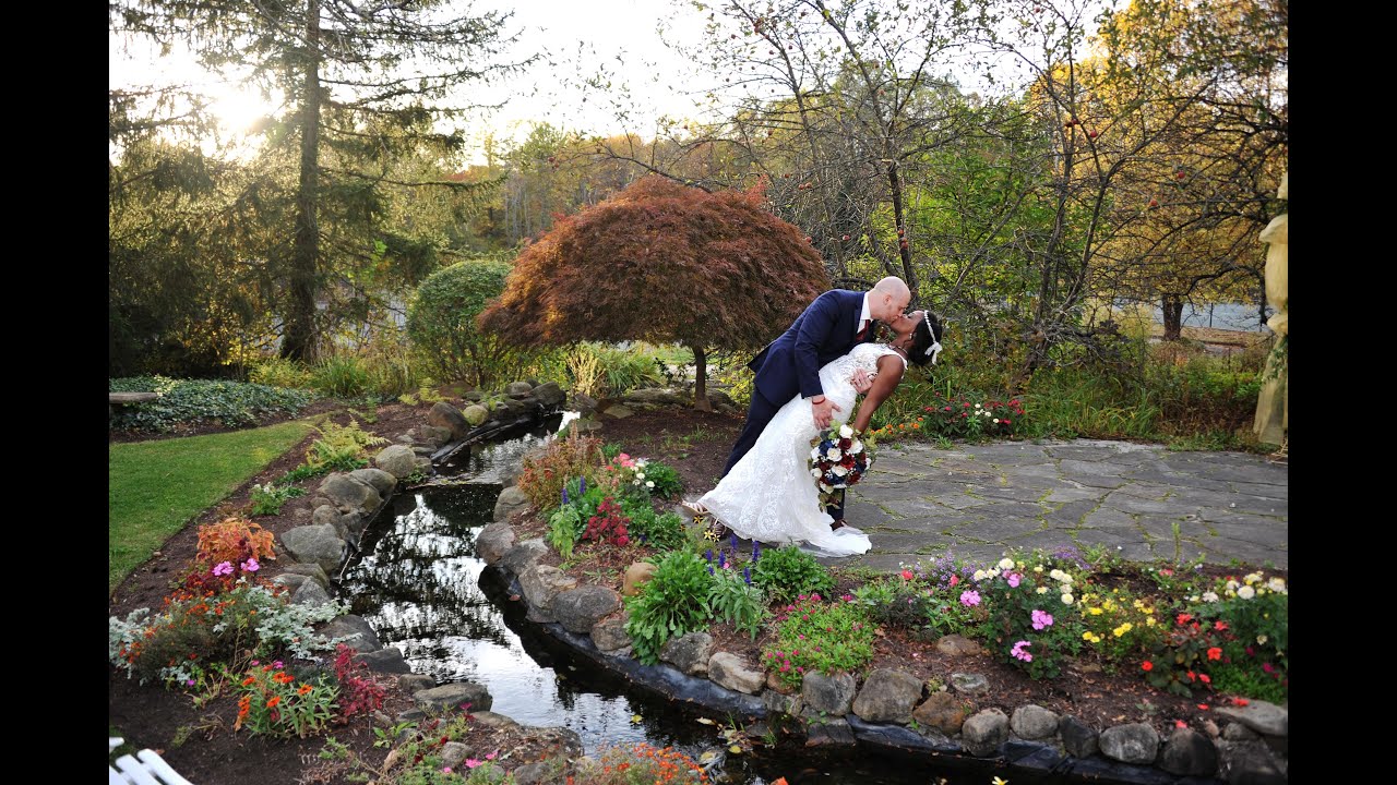 Chagrin Valley Athletic Club, Chagrin Falls, OH Wedding Photography ...