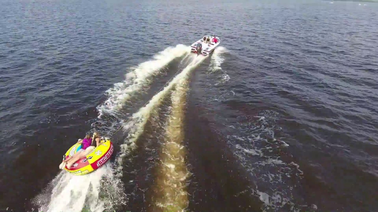 Dyna-Ski 20 Open Bow waterskiing - YouTube