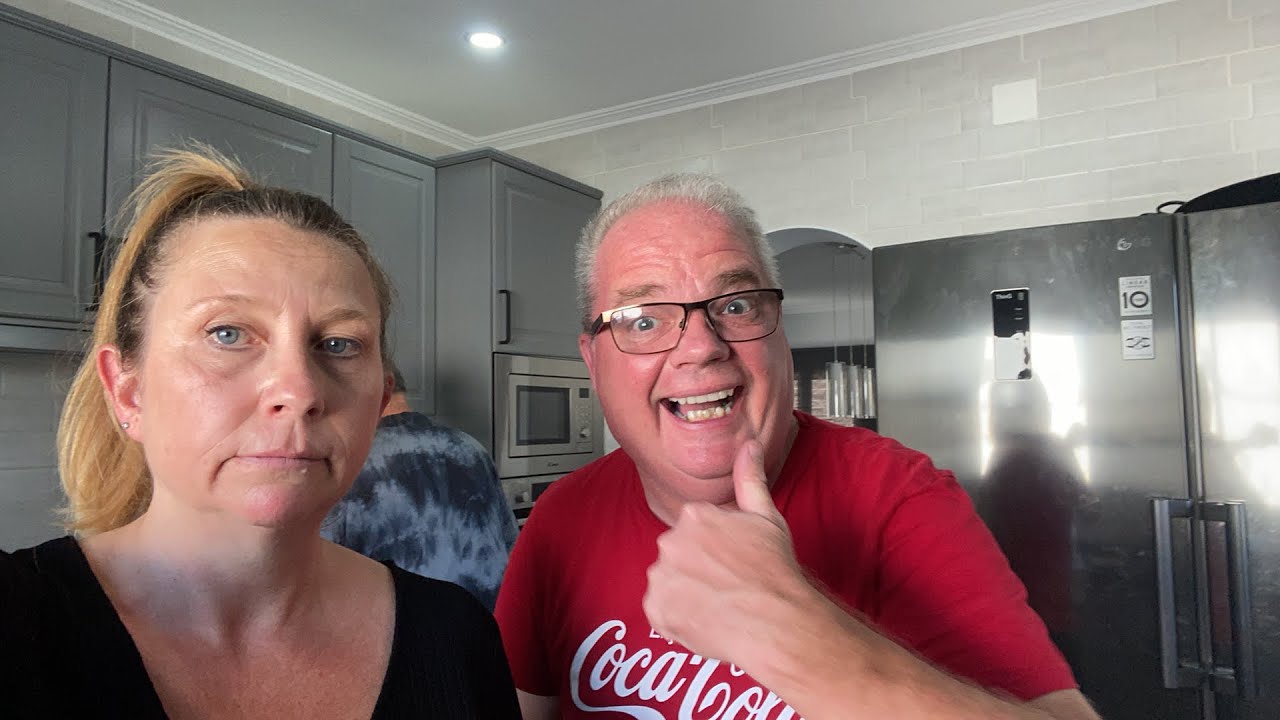 Live from Helen's kitchen part 2. Whoops! The go pro melted 😂 - YouTube