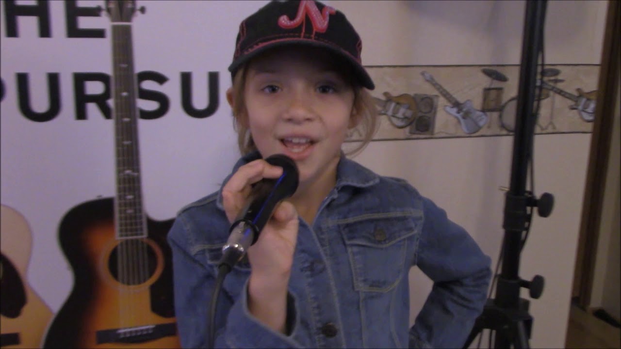 Ryleigh sings - YouTube