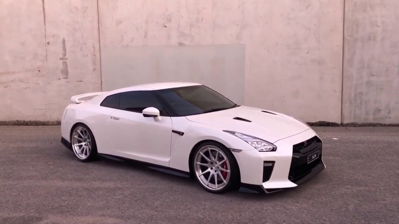 Nissan R35 GT R with ADV.1 wheels - YouTube