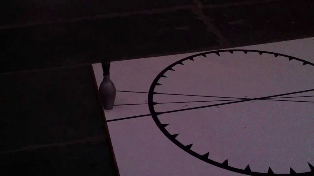 Slingerproef van Foucault in Haarlem. - YouTube