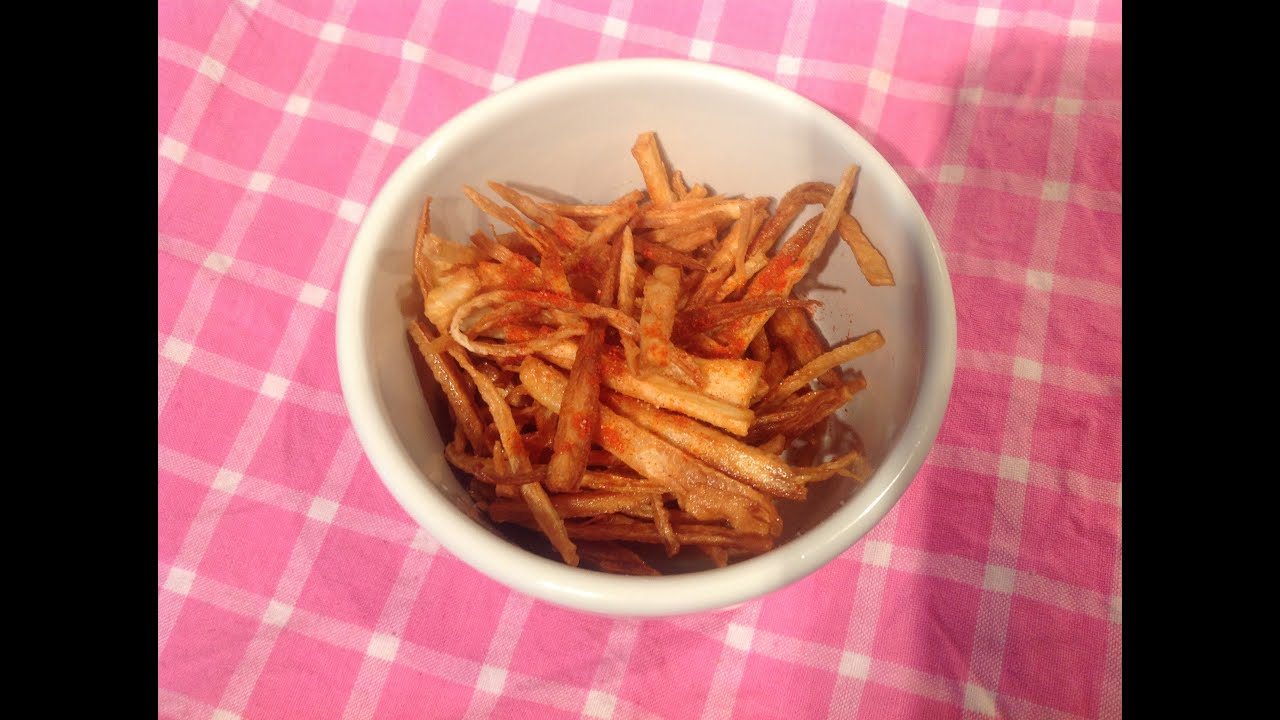 Chilly Tapioca Chips Or Kara Maravalli Kilangu Chips or spicy cassava ...