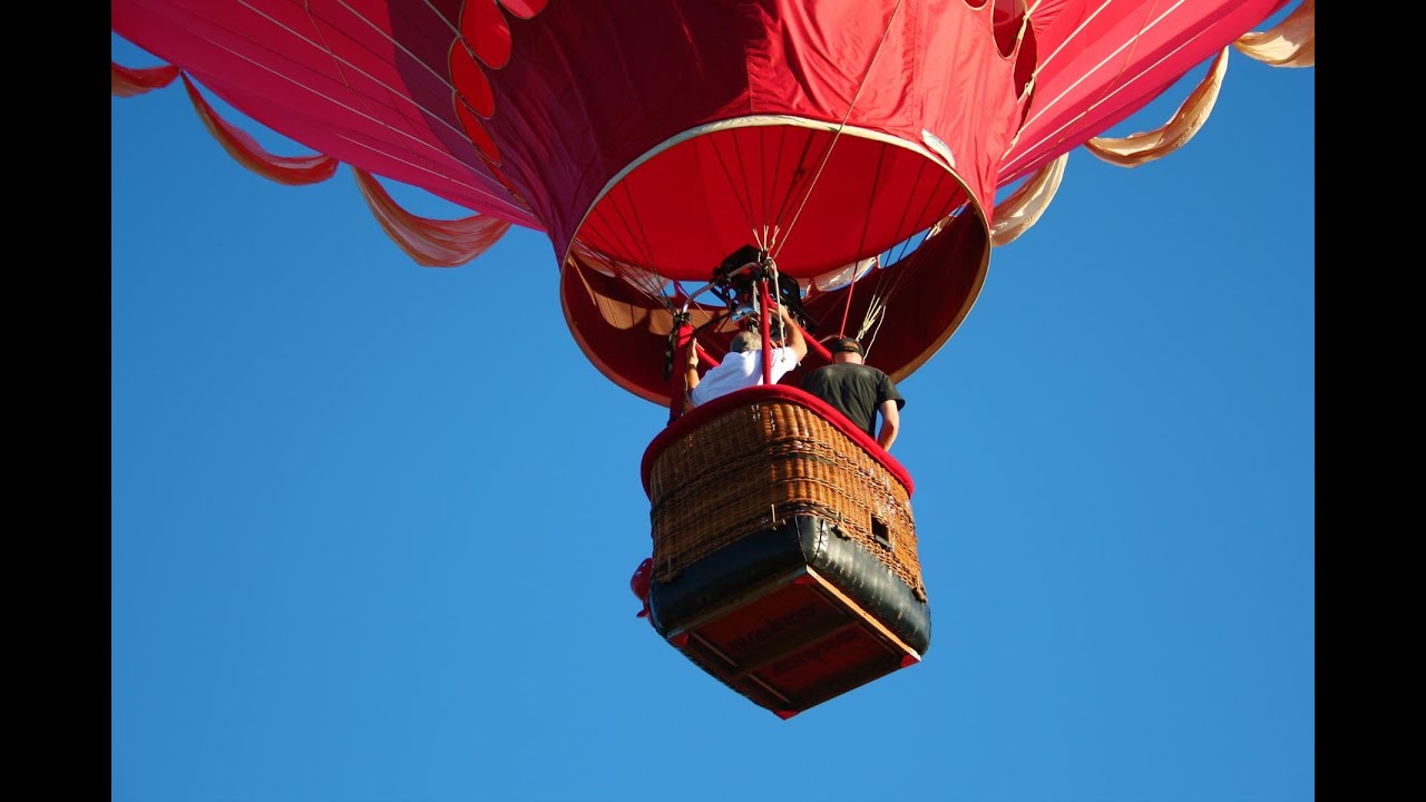 The Great Mississippi River Balloon Race 2010 | Follow the Budweiser ...