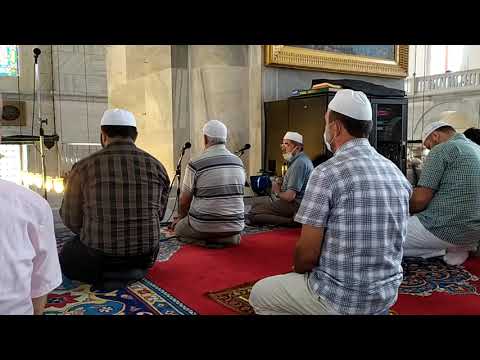 Fatih Camiinde Cuma Wakti