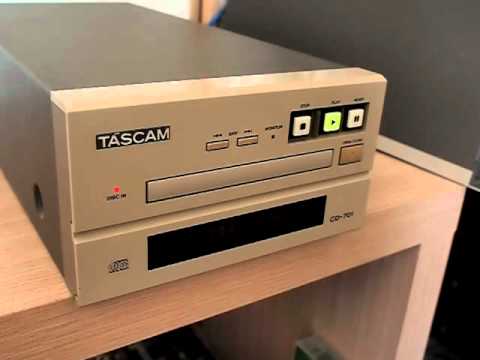 TASCAM CD-701 - YouTube