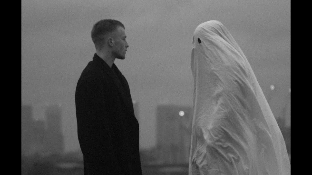 Aidan Cross - streisand (Music Video) - YouTube