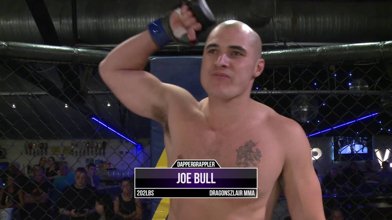 John Oliver Vs Joe Bull LFC9 - YouTube