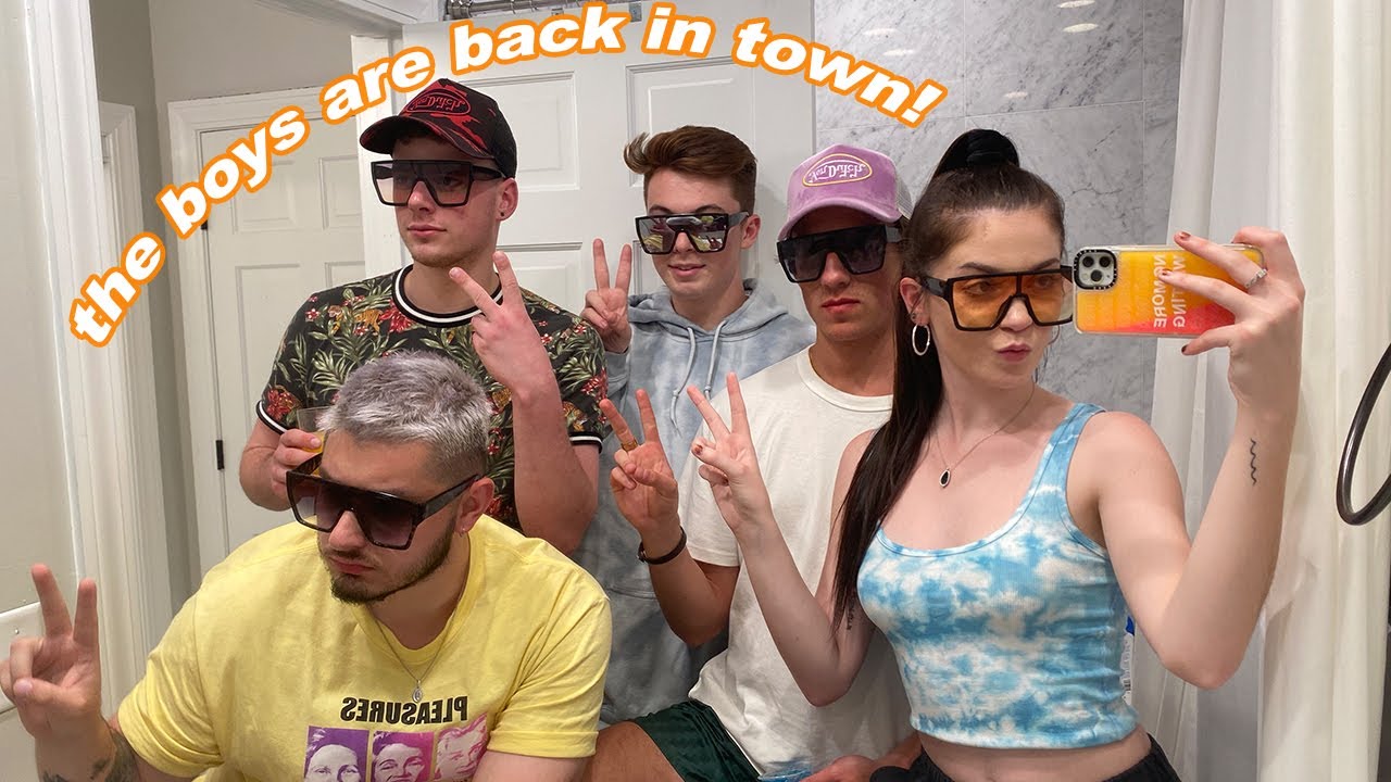 i reunited with my friend group and this is what its been like ...