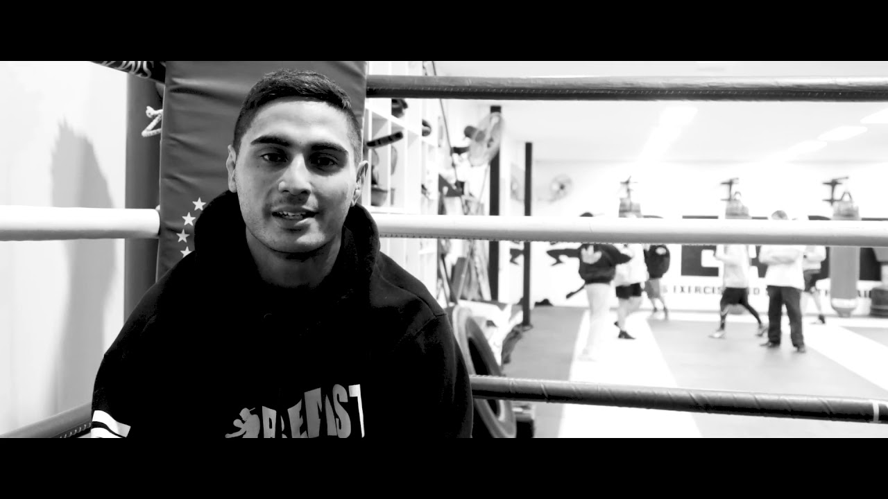 eman carlos vs tim tzuyu - YouTube