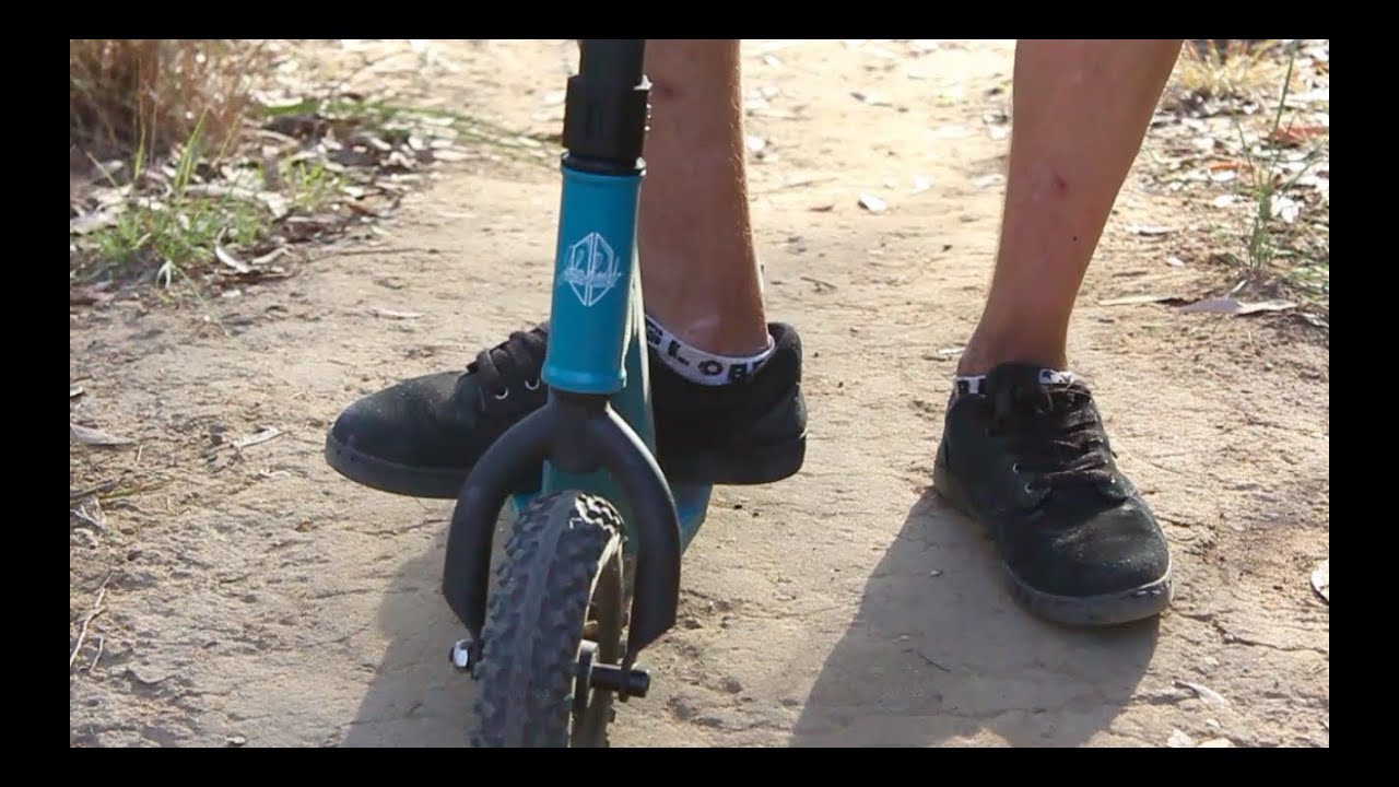 John Radtke Phase Two Dirt Scoot. - YouTube