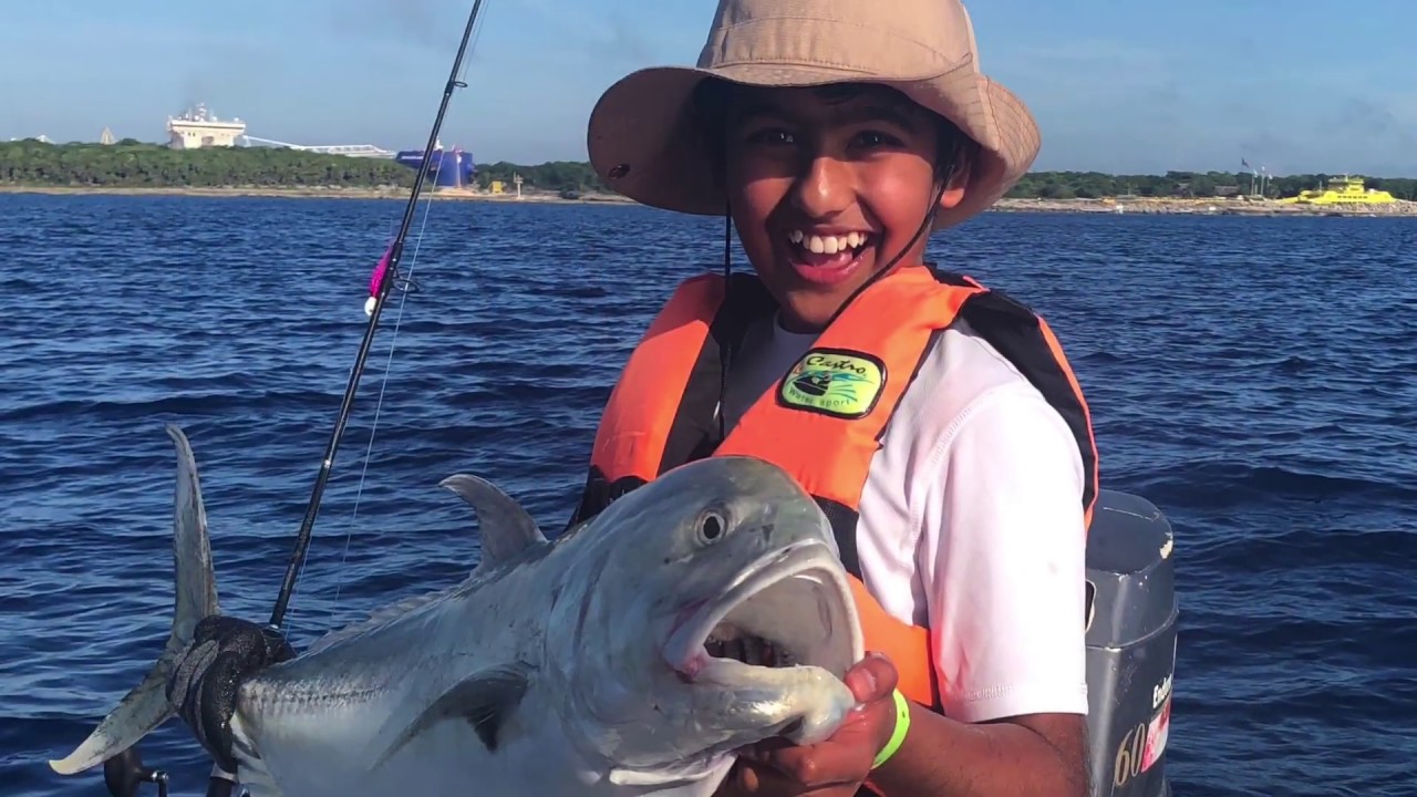 Fishing Giant Jacks In Cancún!!New PB!!!! - YouTube