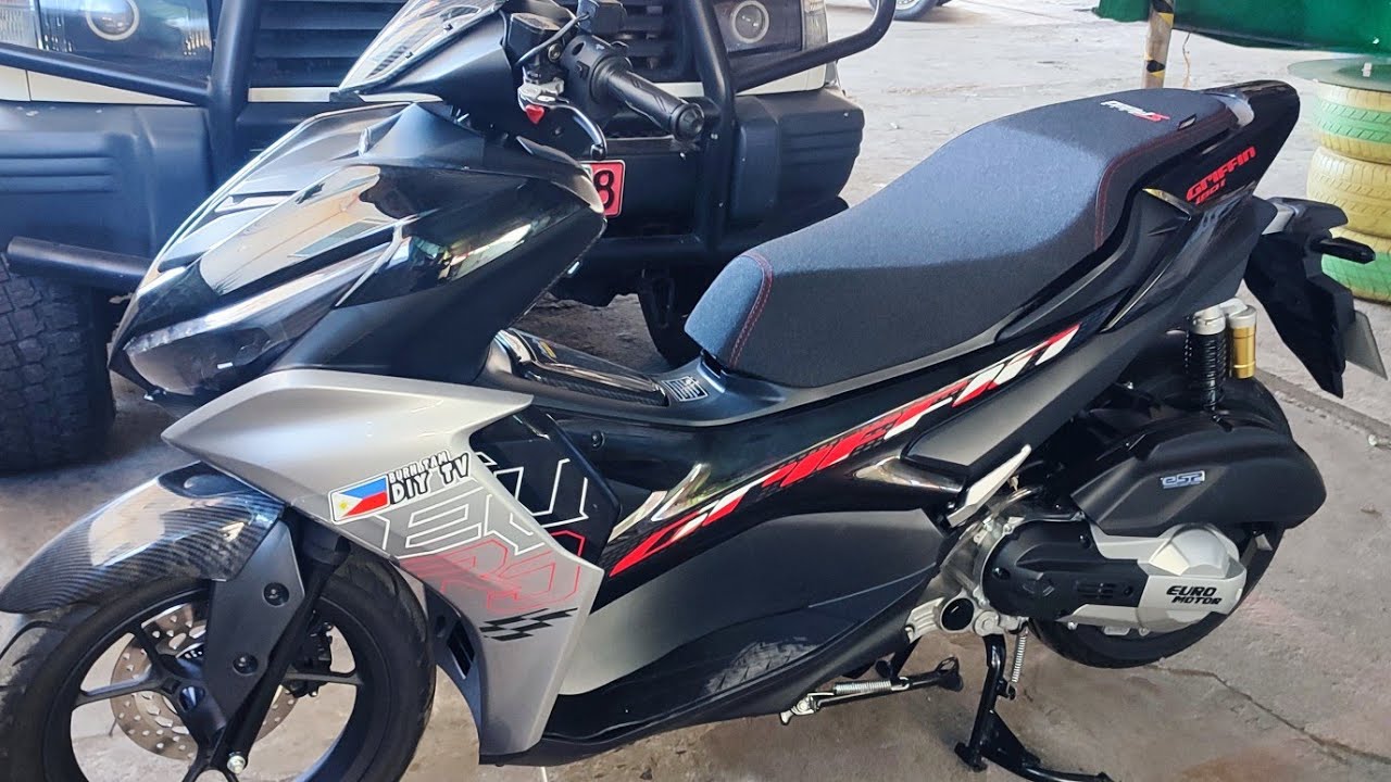 EURO GRIFFIN 180i AEROX V2 SANDPAPER WATERPROOF FLATSEAT INSTALLED ...