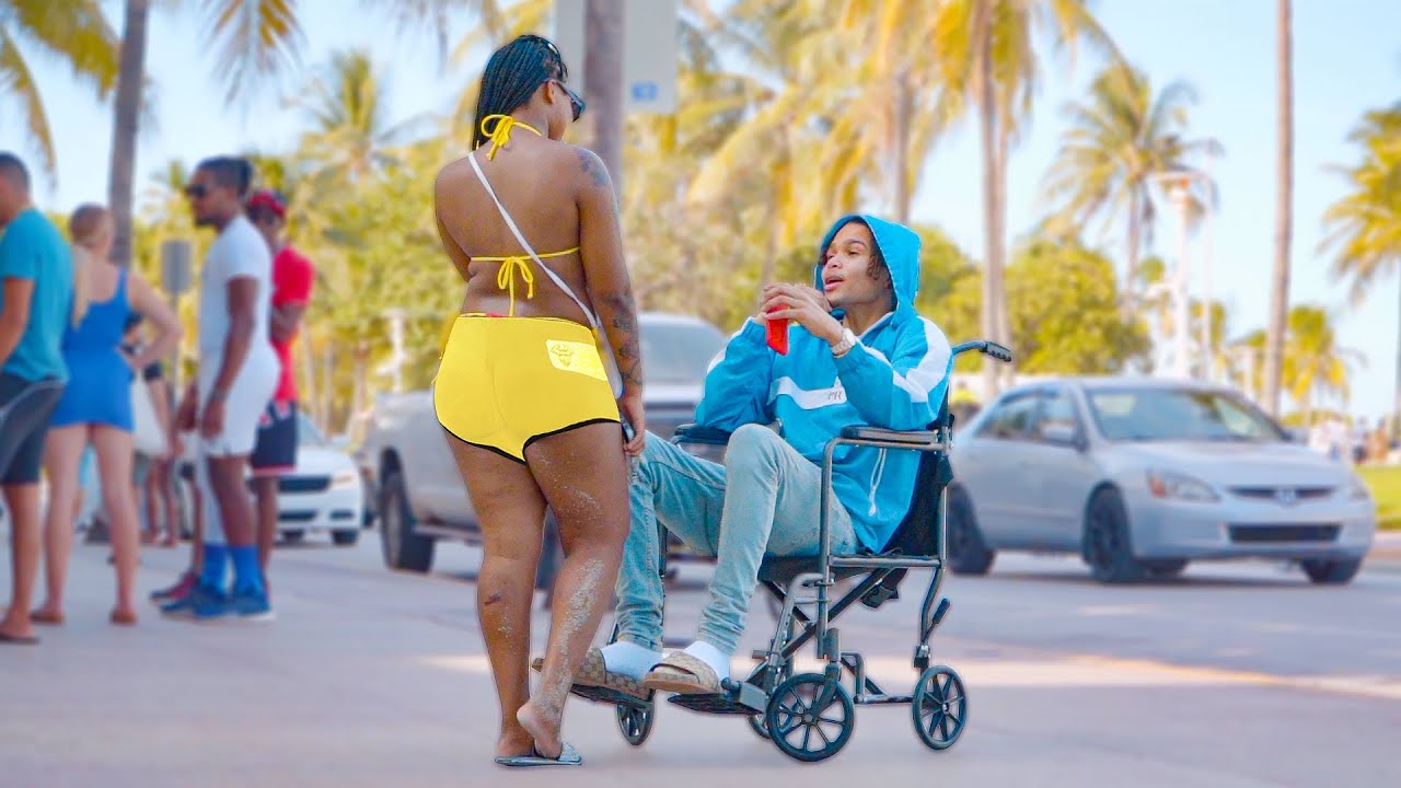 Picking Up Girls Disguised As A Handicap Guy ♿️😎 - YouTube