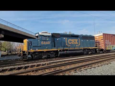 CSX at Elsmere Junction, DE - YouTube