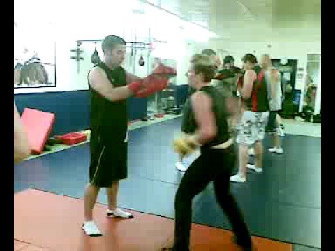 boxfit class - YouTube