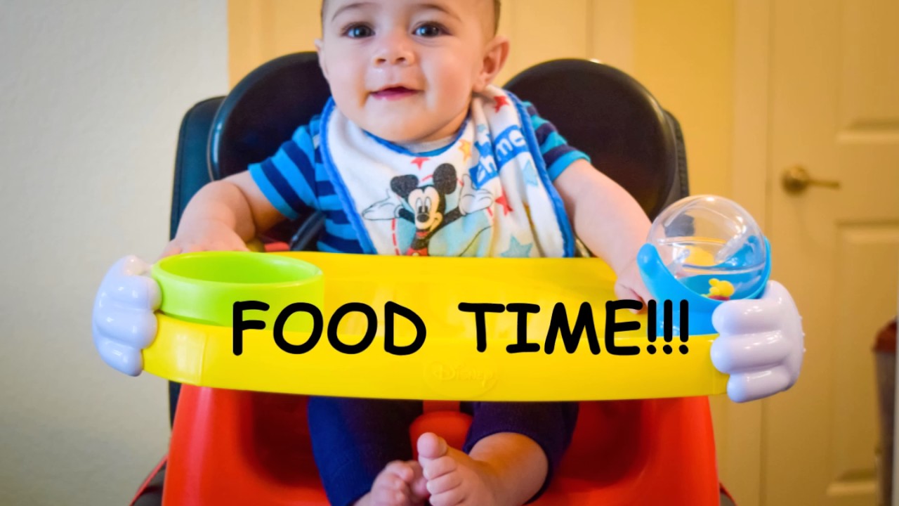Baby Jett's First Solid Food (Six Months Old) - YouTube
