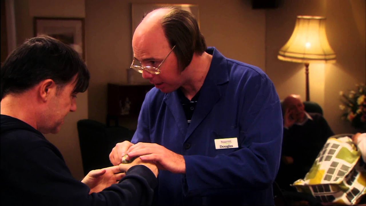 Derek | Starts 30th January | Channel 4 - YouTube