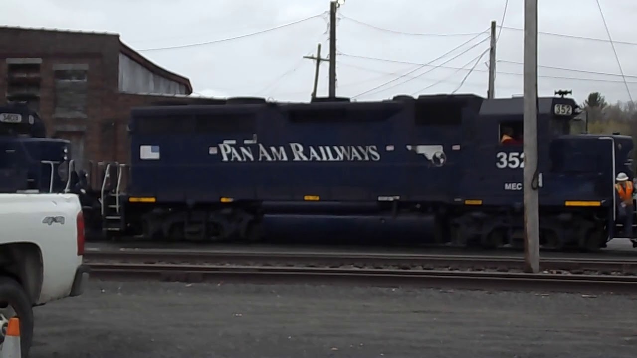 Quick Trip to East Deerfield. MEC 352 and 3403 w/ Nathan M3 and ...