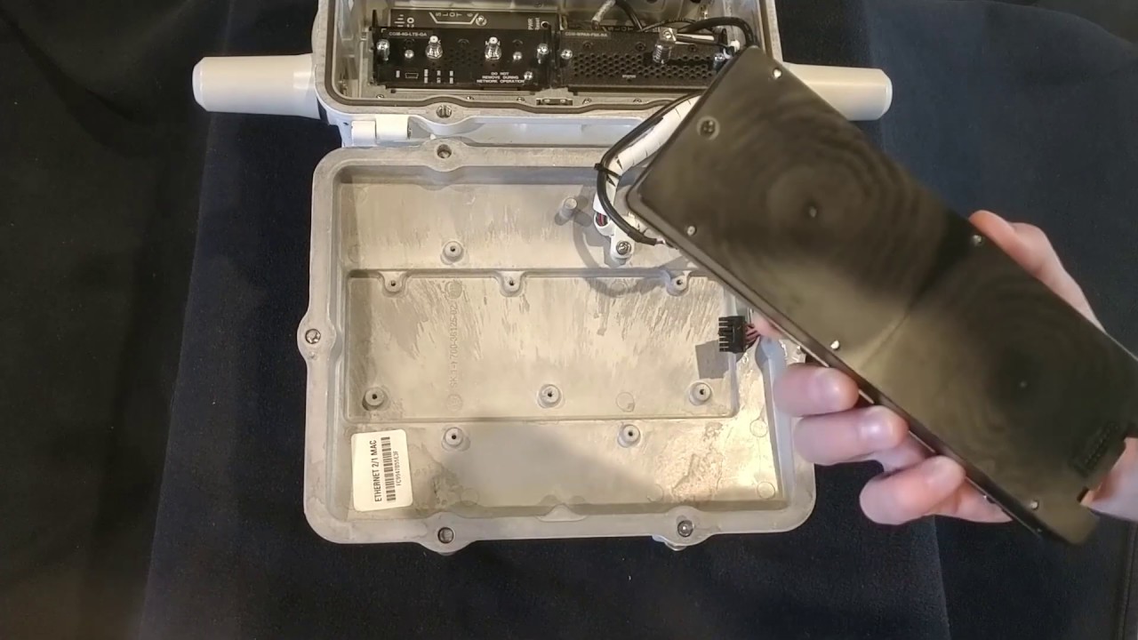 CGR1240 Training Series: Replace Battery Backup - YouTube