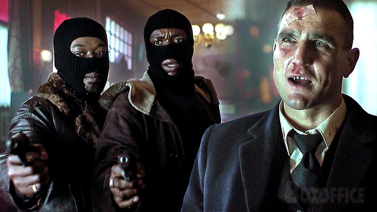 A cena de Tony Dente de Bala e sua Desert Eagle .50 | Snatch - Porcos e ...