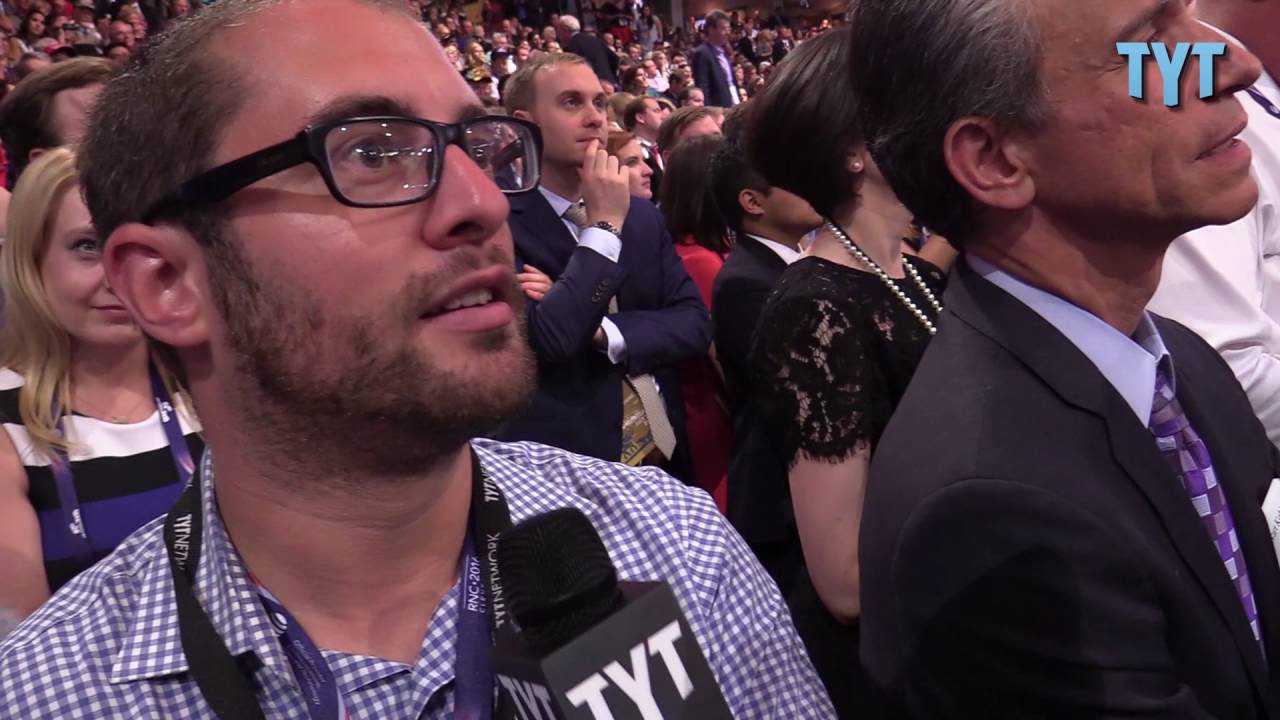 Mockery: How We Watch Donald Trump w/o Crying Or Cringing - YouTube