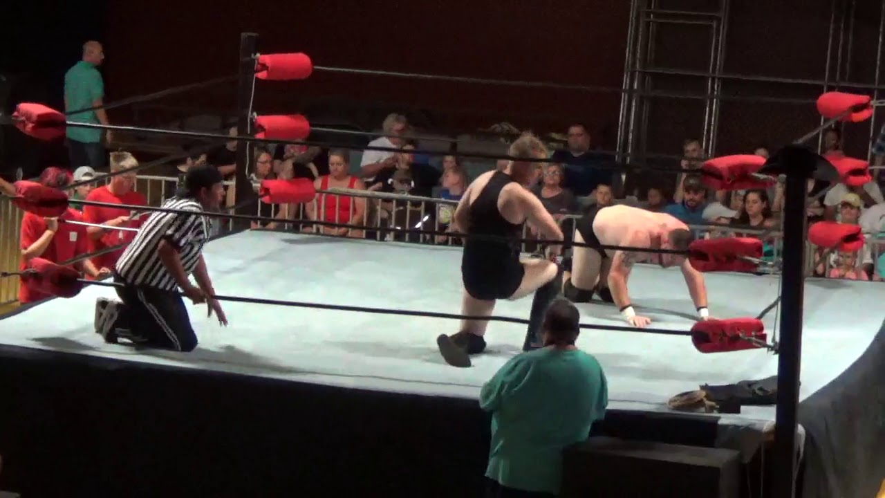 Kevin Ray Vs. Mason Moore - YouTube