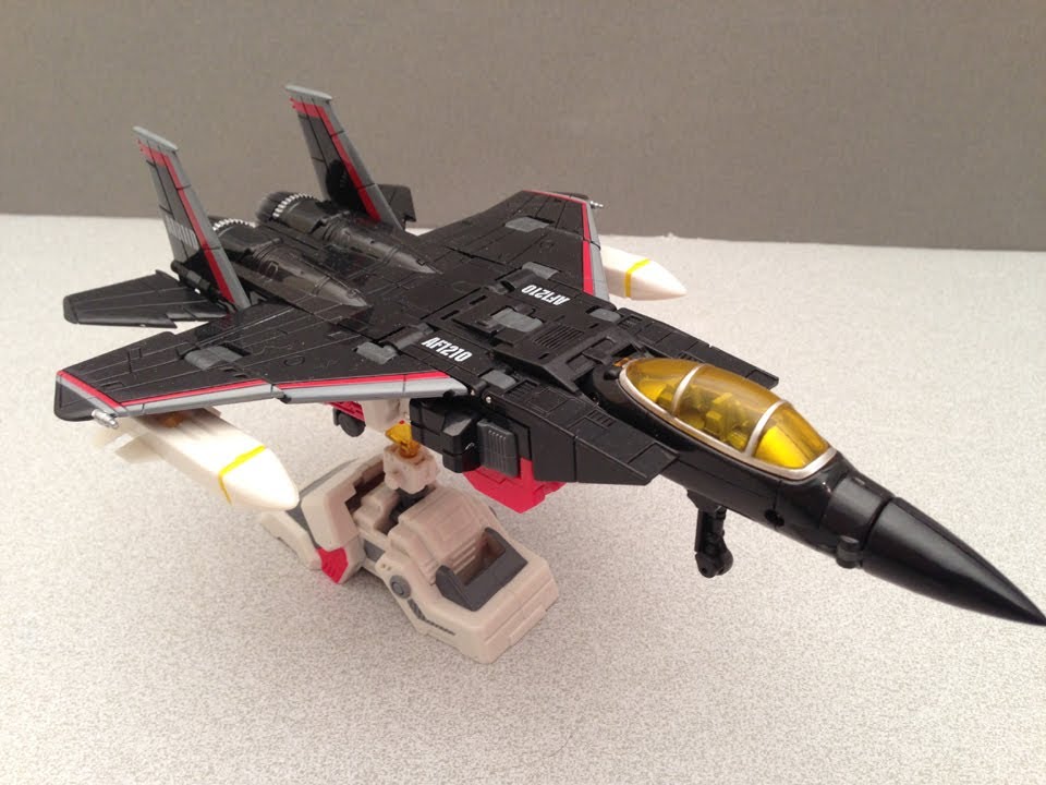 TRANSFORMERS TFC TOYS URANOS PROJECT F-15 EAGLE AIR RAID AERIALBOT TOY ...