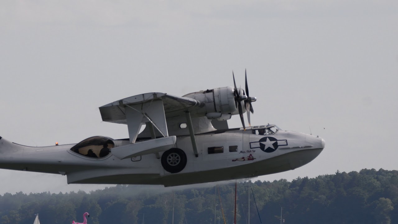 [4K] Consolidated PBY Catalina taking off from water - YouTube