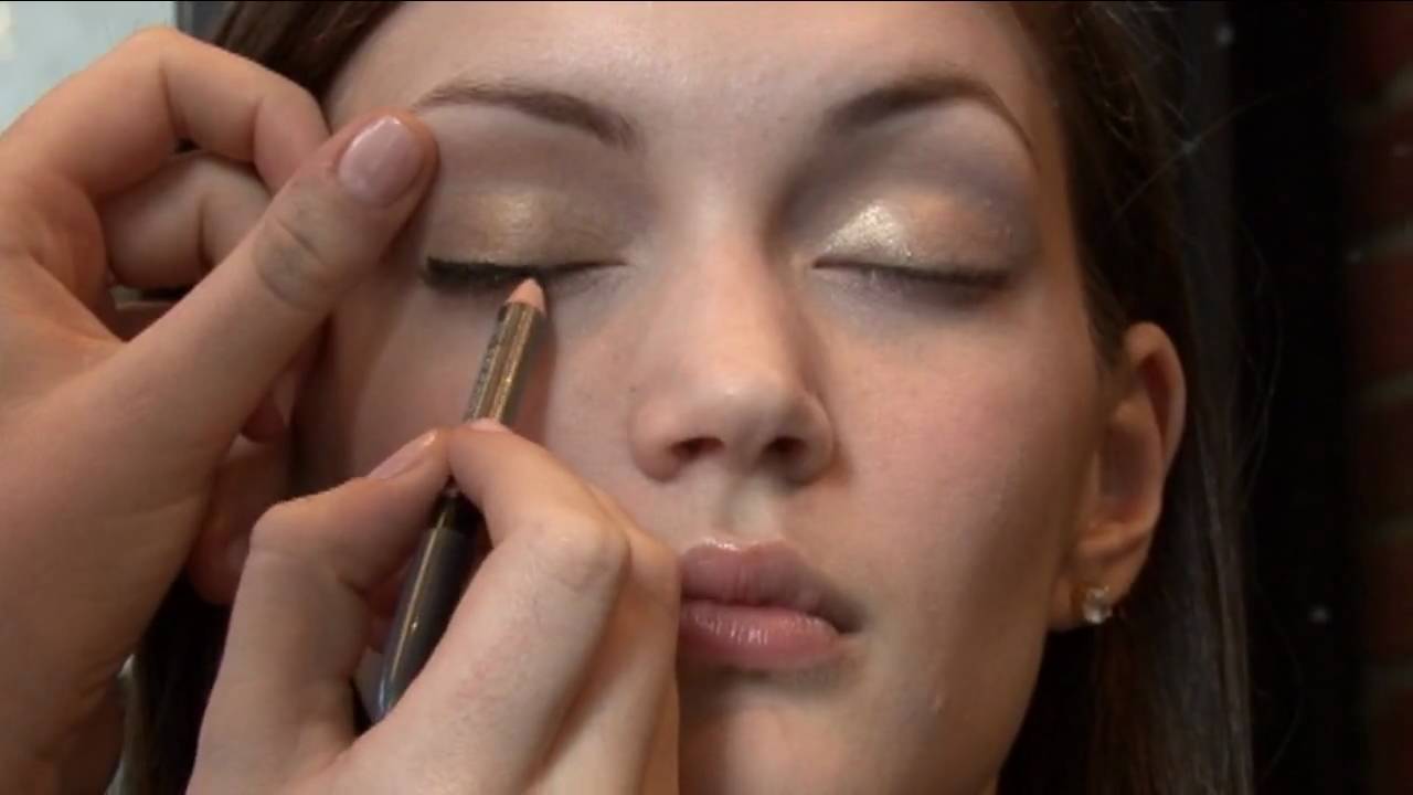 Grad makeup (to compliment your dress) - YouTube