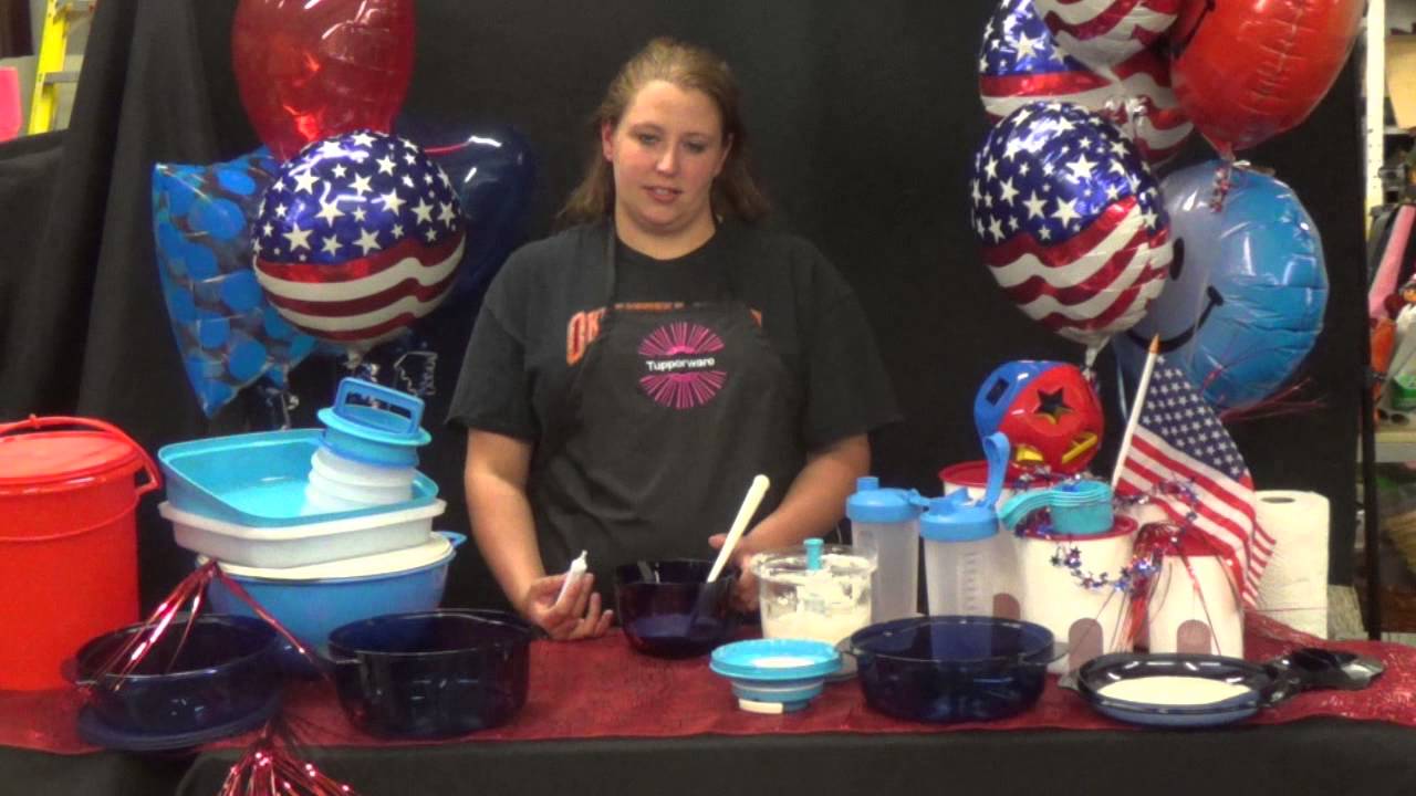 Tupperware Stack Cooker- 3 layer Cake for 4th of July- Independence Day ...