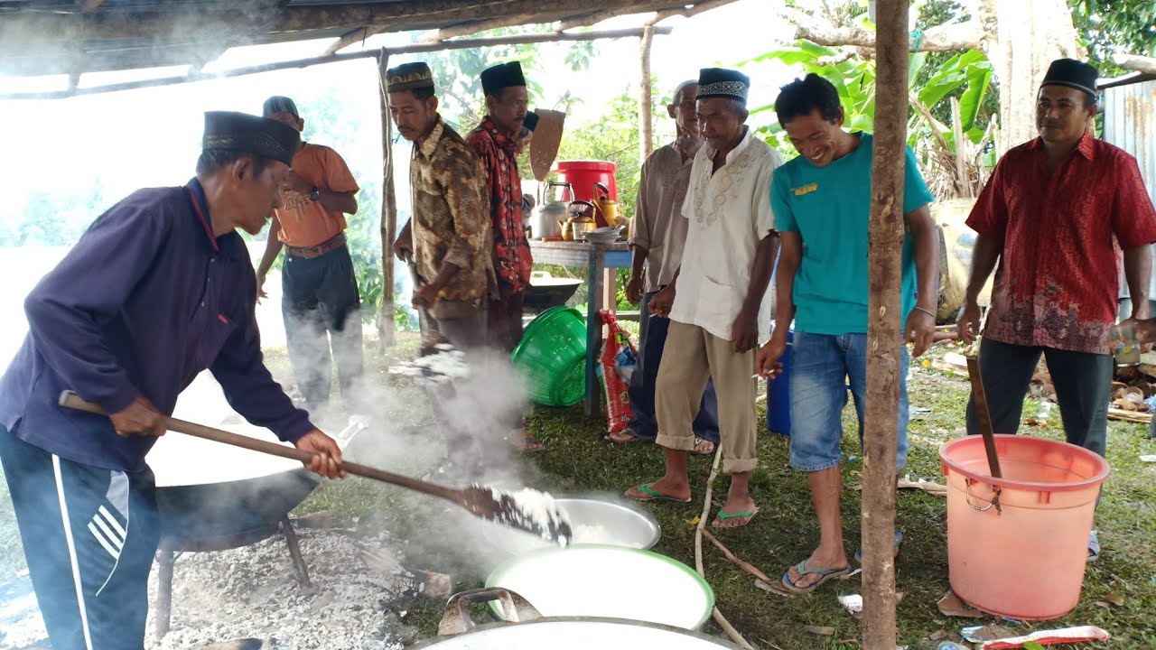 Suasana Dapur REWANG Tempat Orang Jambi ( Tebo ) Wedding NUR & UKI , 8 ...