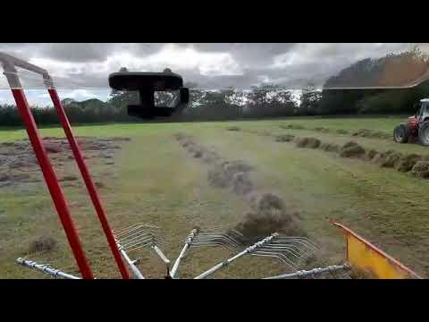 International 956 Jarmet Rake - YouTube