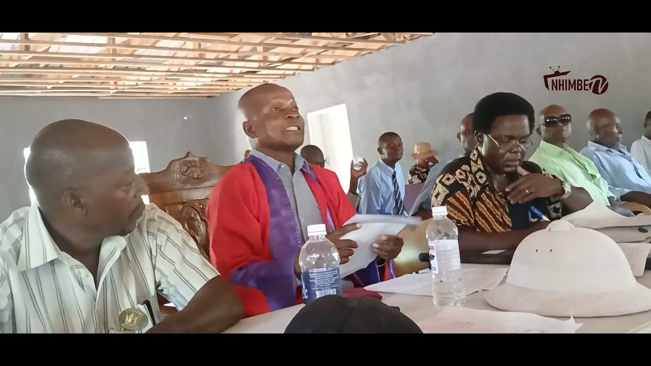 Gogo Vovava Mushure Mekunge Vagombirwa Munda Wavo Wavakawana Vari ...