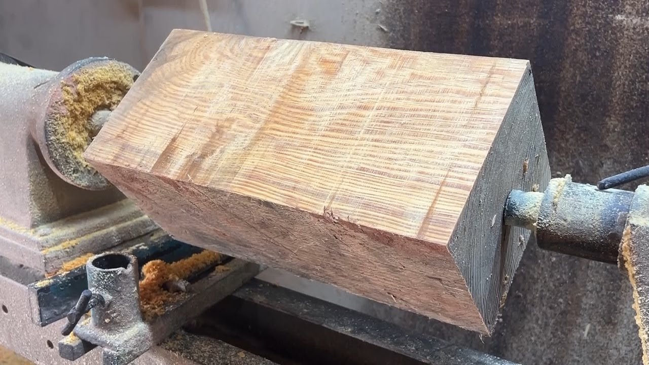 Horror Wood Rotation - Master Craftsman The Art of Woodturning - YouTube