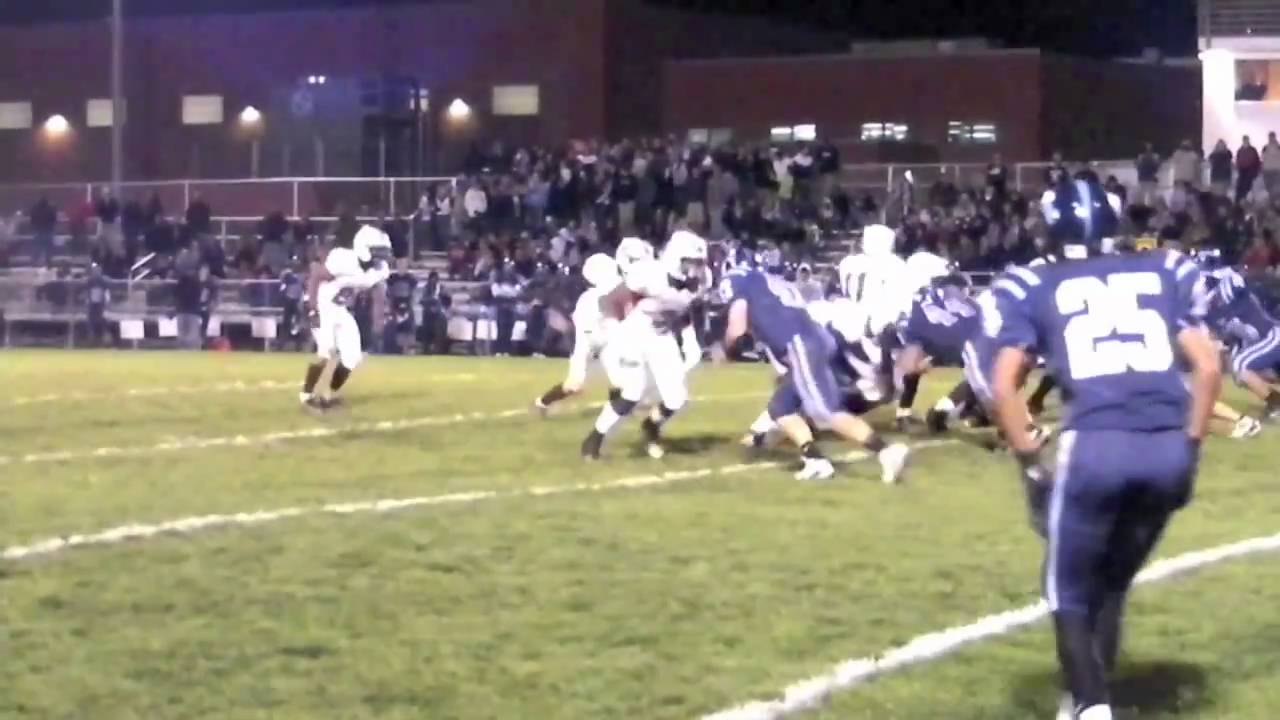 FOOTBALL: Dionte Jones and Devon Paye big runs - YouTube