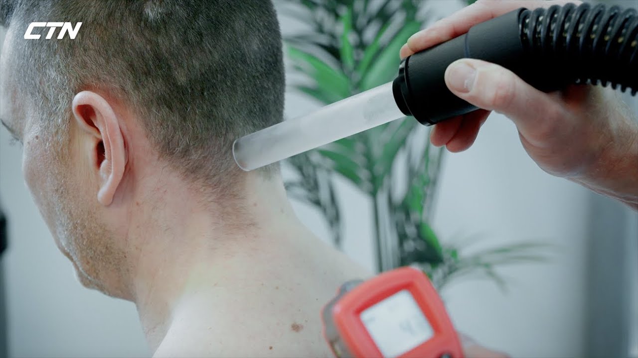 Using Cryotherapy On The Neck Area With The X°CRYO l CTN.FI - YouTube