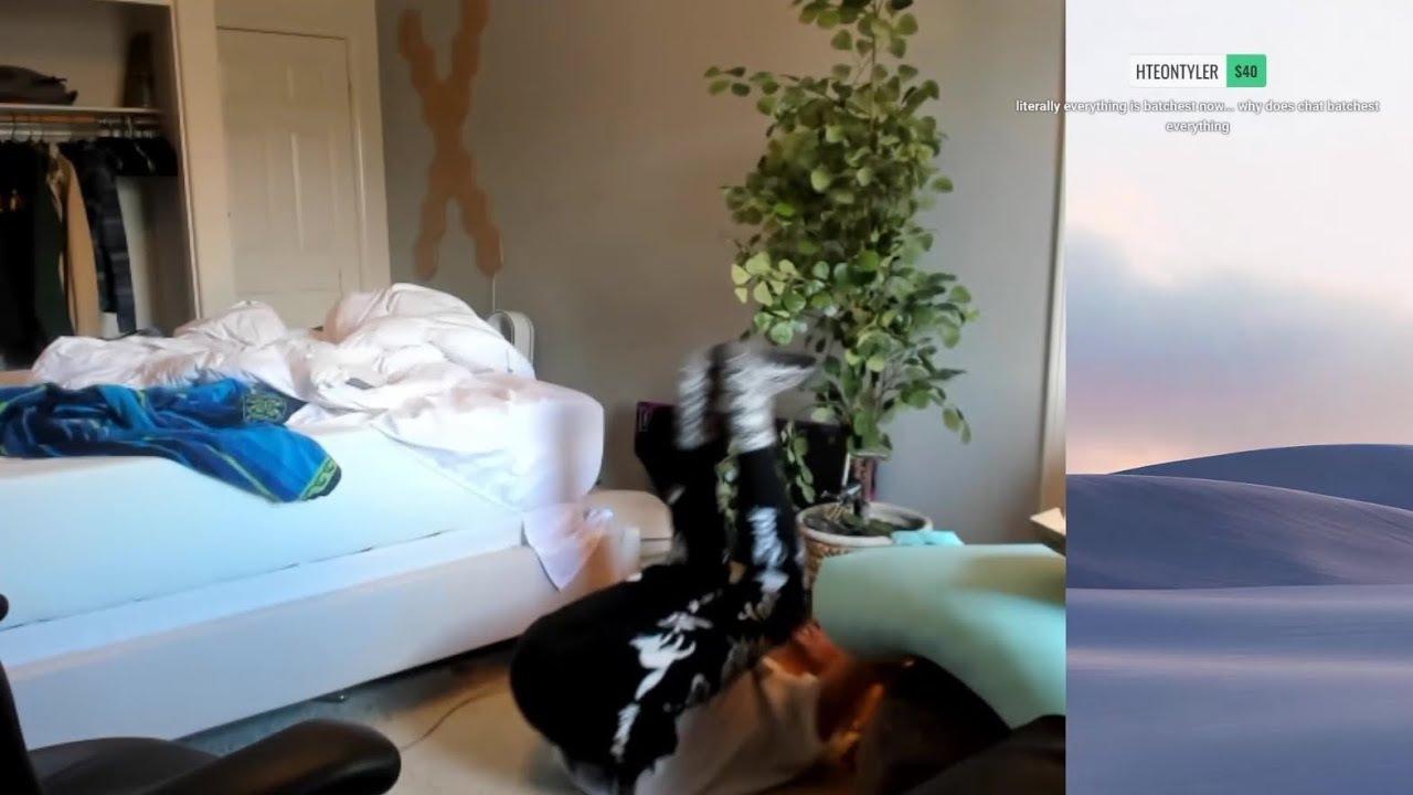 xQc tries to get back on his feet.. - YouTube