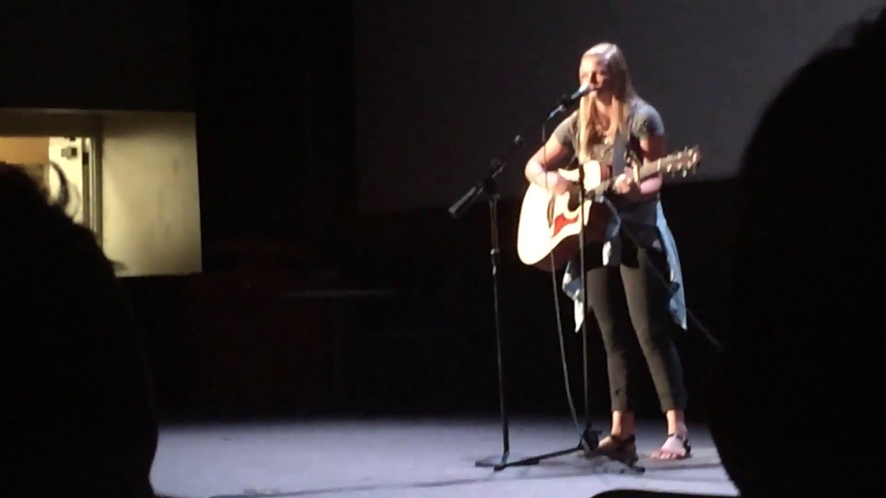 LIVE COVER MASHUP - Kylee Shaffer - YouTube