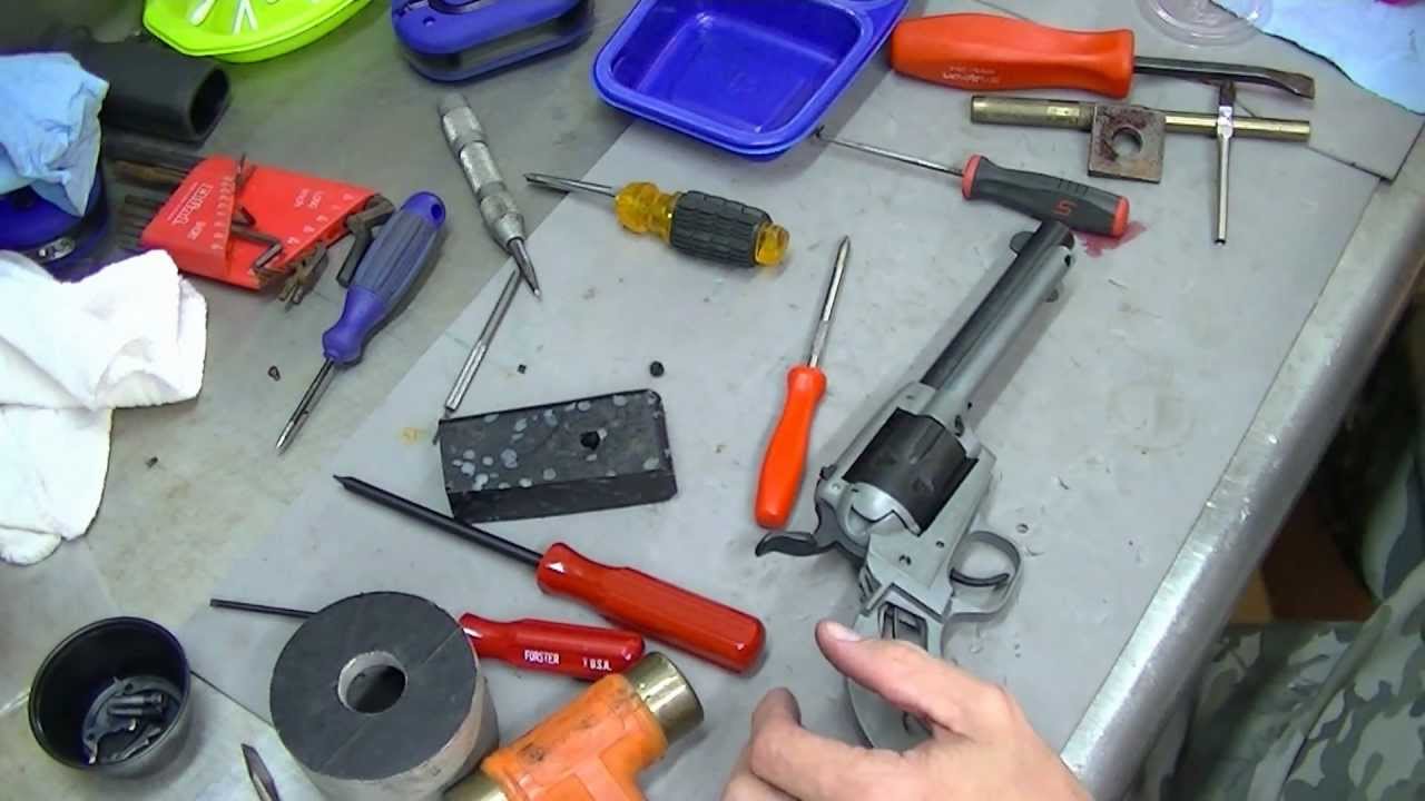 F.I.E Mod E15 .22lr Revolver Assembly - YouTube
