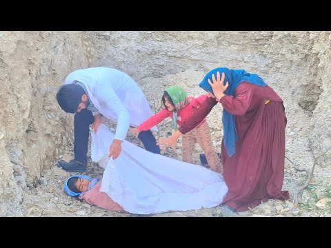 Doktor, enkaz arasında evsiz bir çocuğun cansız bedenini buldu 😭😭