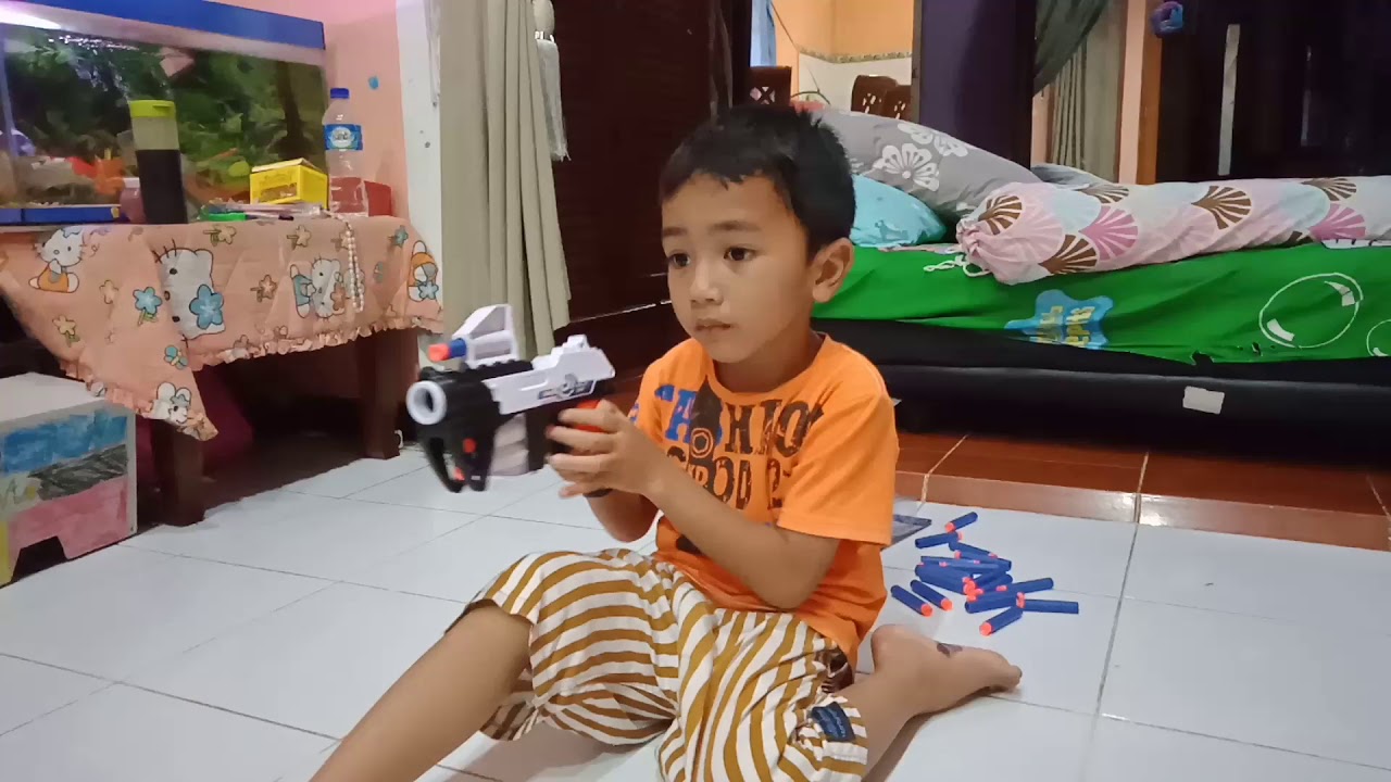 Main tembakan - YouTube