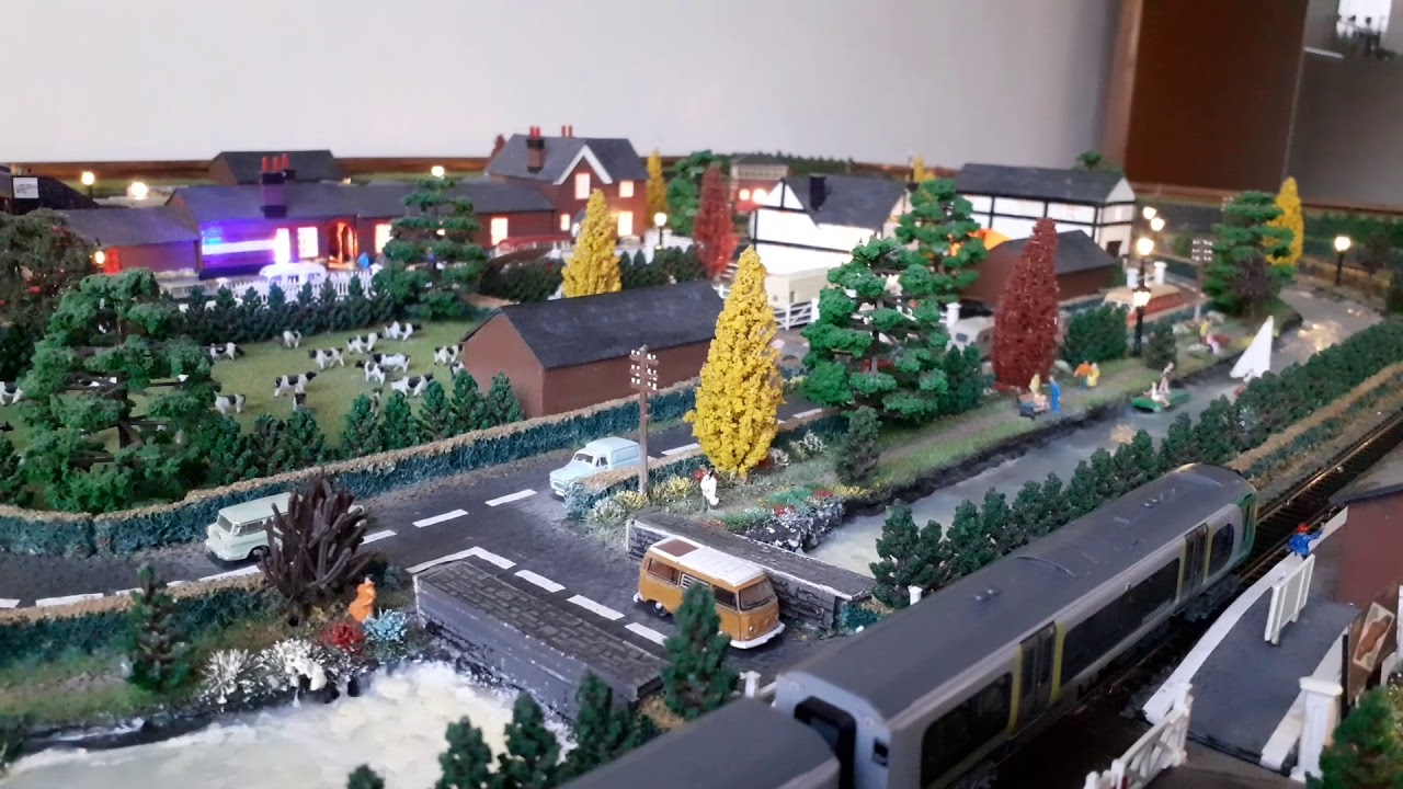 Lakeside miniature Railway - YouTube