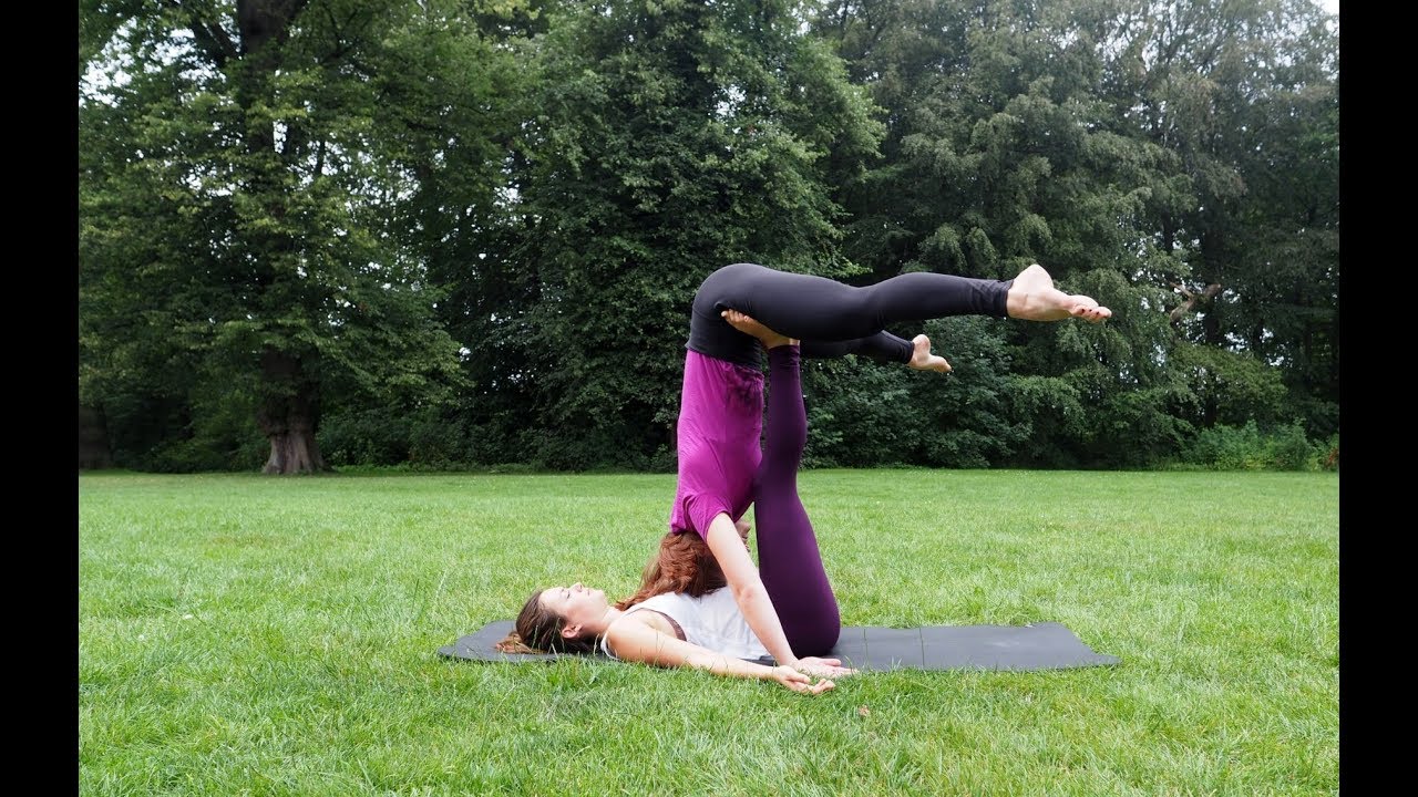 AcroYoga for Beginners (4:9) Folded leaf - YouTube