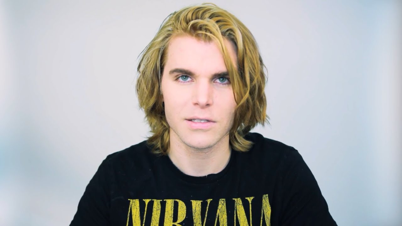 The Downfall of Onision:Why his Own Fans Turned Against him - YouTube