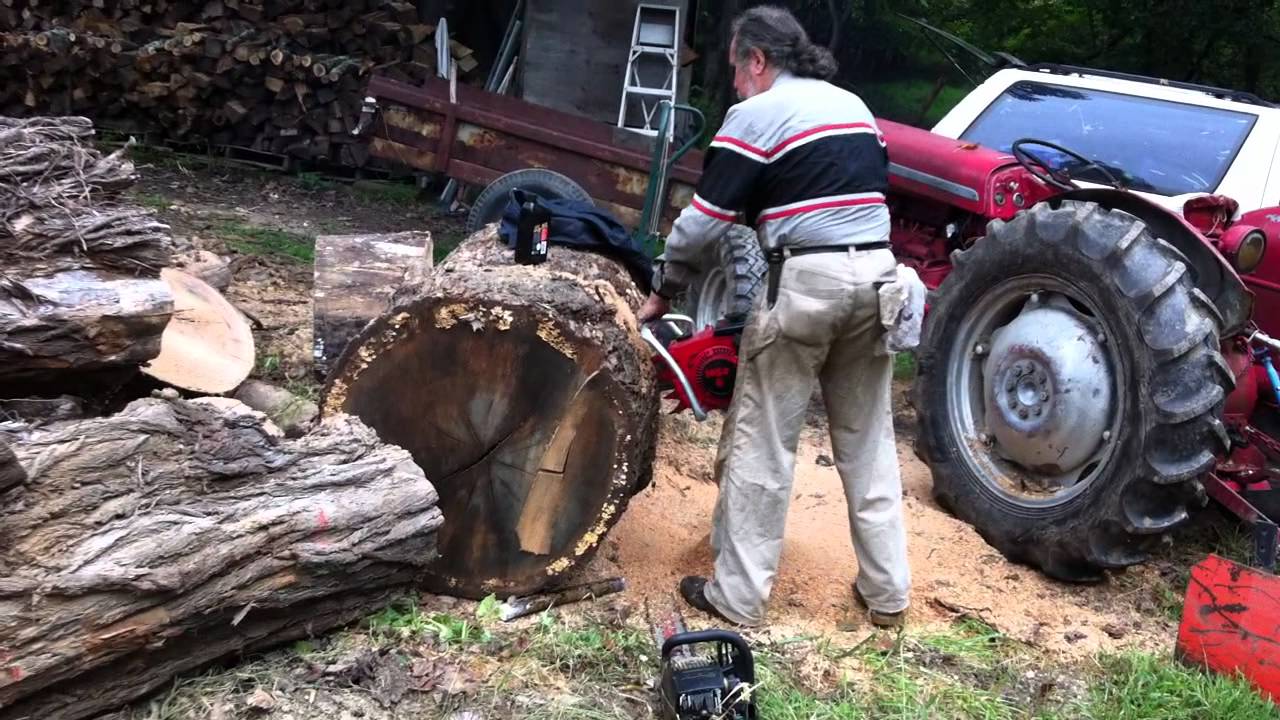 Big Chainsaw Big Log - YouTube